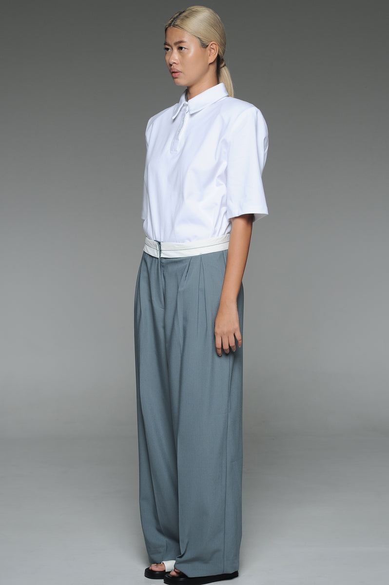 White Square Shoulder Polo Shirt – deliverdeliverdaily